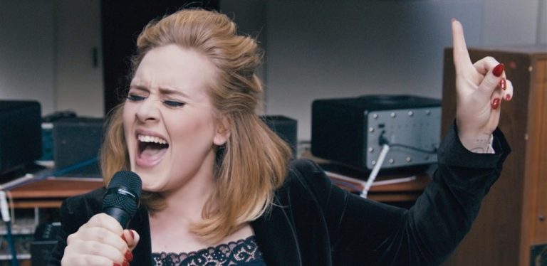 iMusic - Music Entertainment News